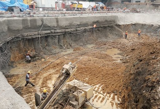 Prestressed rock bolt in deep Foundation support - Sinorock